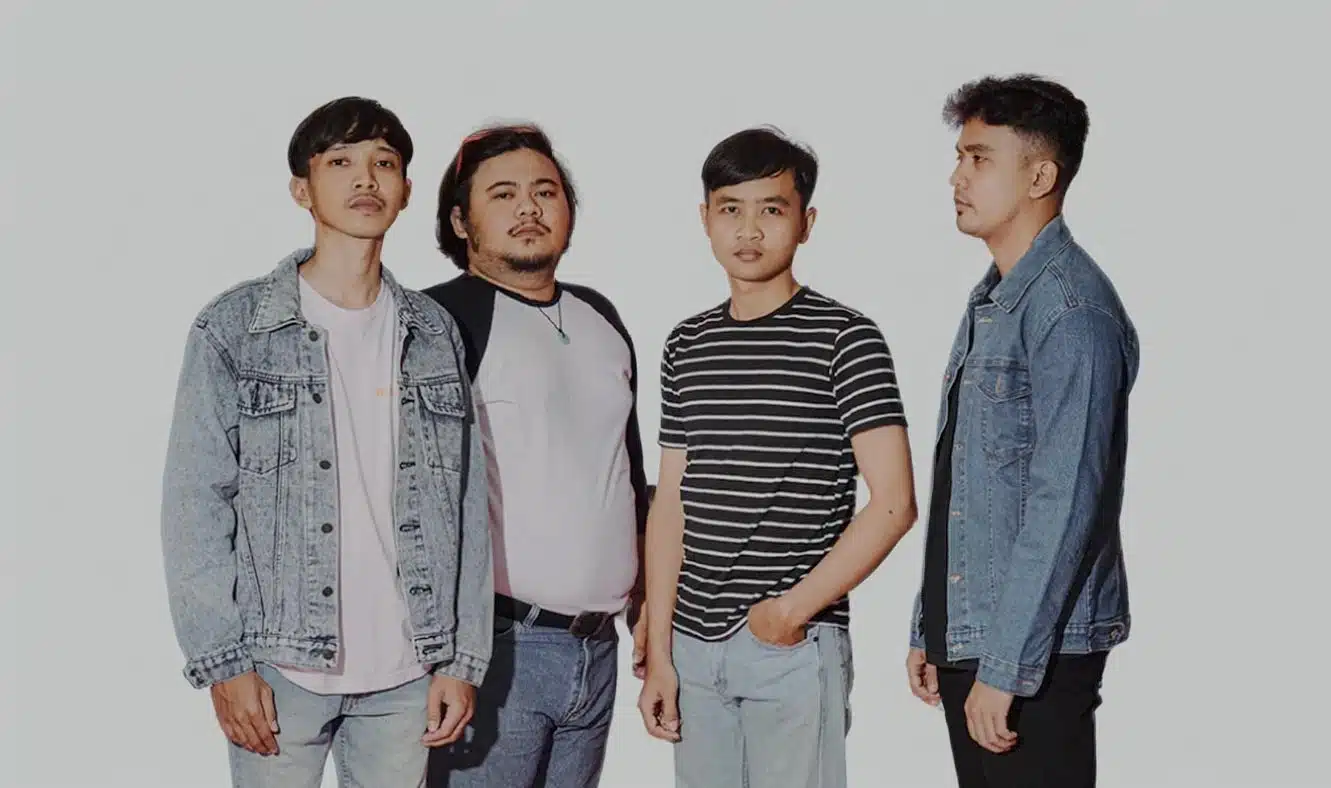 Single Ke-4 PARA•DIKSI Tentang Komitmen Dan Kerelaan Berjudul "STAY"