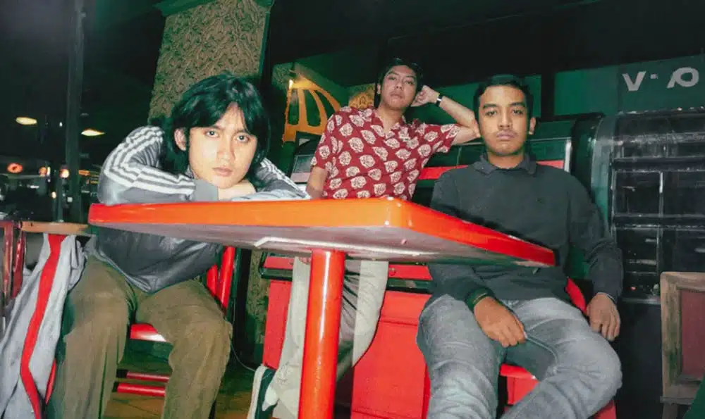 LOR Akhiri Masa Hiatus, “Give Me a Reason To Stay” Jadi Pembuka Album Baru