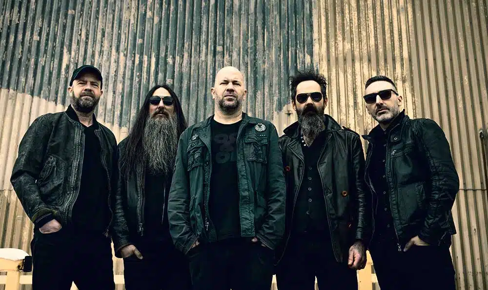 "The Mountain" Perlihatkan Wajah Baru Finger Eleven Di Era 'Last Night ...